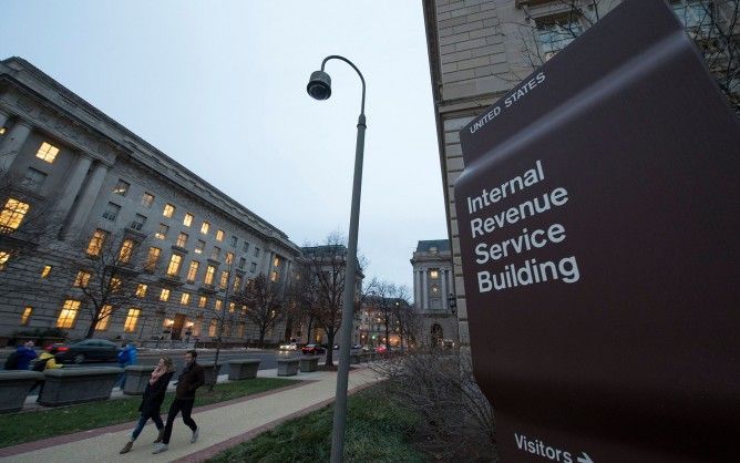 Picture of the IRS Building